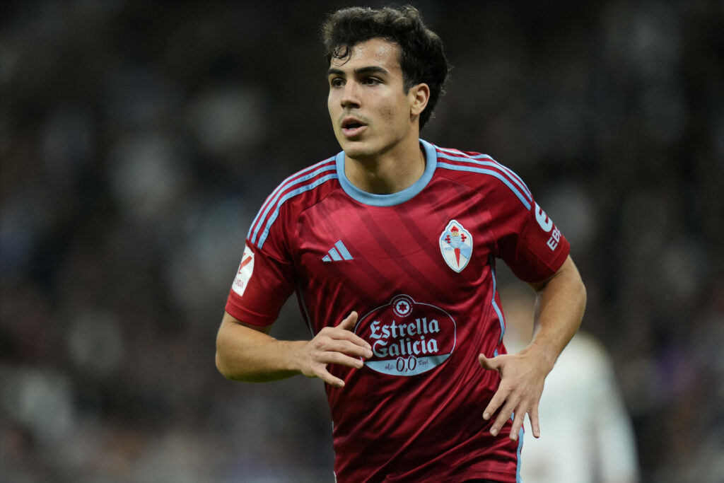 Hugo Novoa y Manu Sánchez, nuevos jugadores del Alavés. ¿Recomendables?